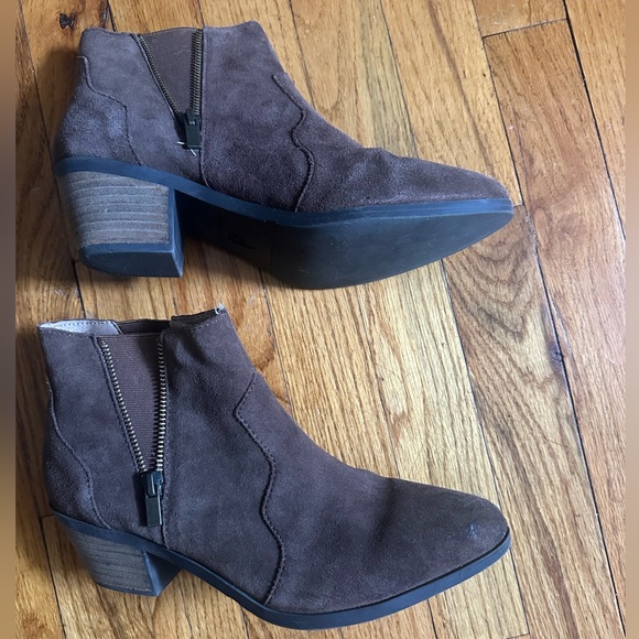 Adam Tucker | Shoes | Adam Tucker Brown Trixie Cowboy Ankle Boots ...